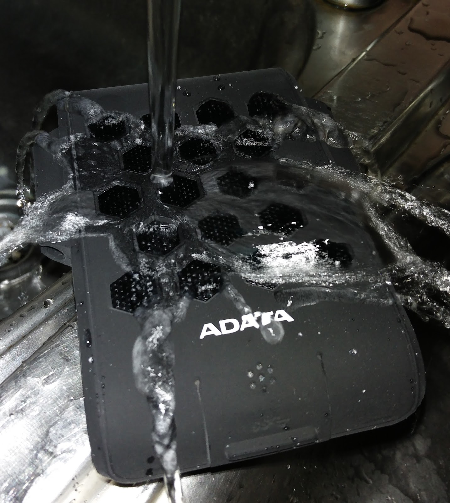 Unboxing & Review: Adata HD720 External HDD