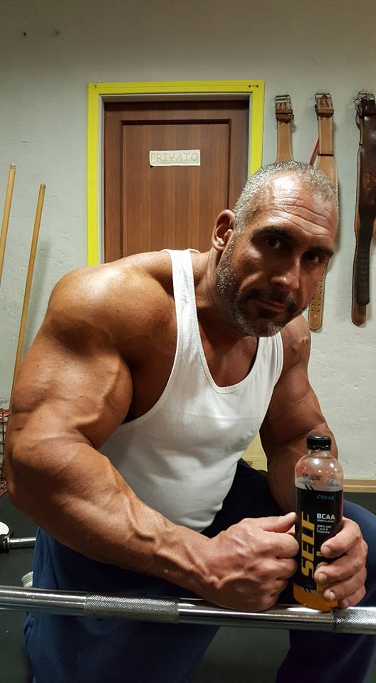 Worldwide Bodybuilders: Italian daddy stallion Enrico Magnani
