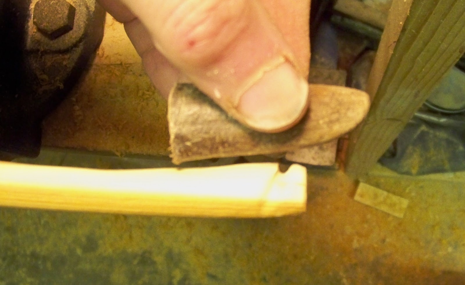 Bowyer's Diary: Horn Nock Making Instructional (part 1)