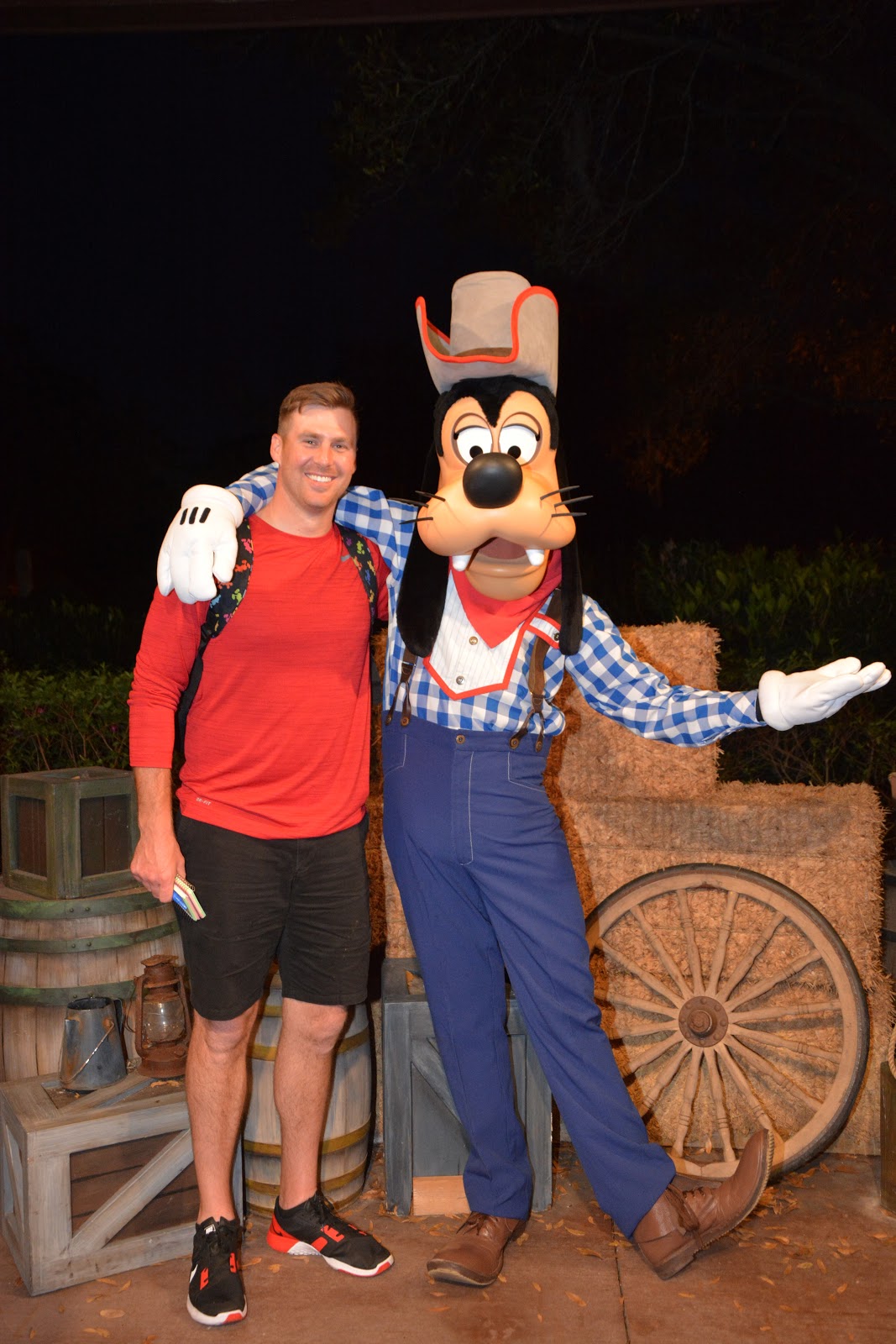 Mickey's Backyard BBQ March 2017 - The Journey of Parenthood...