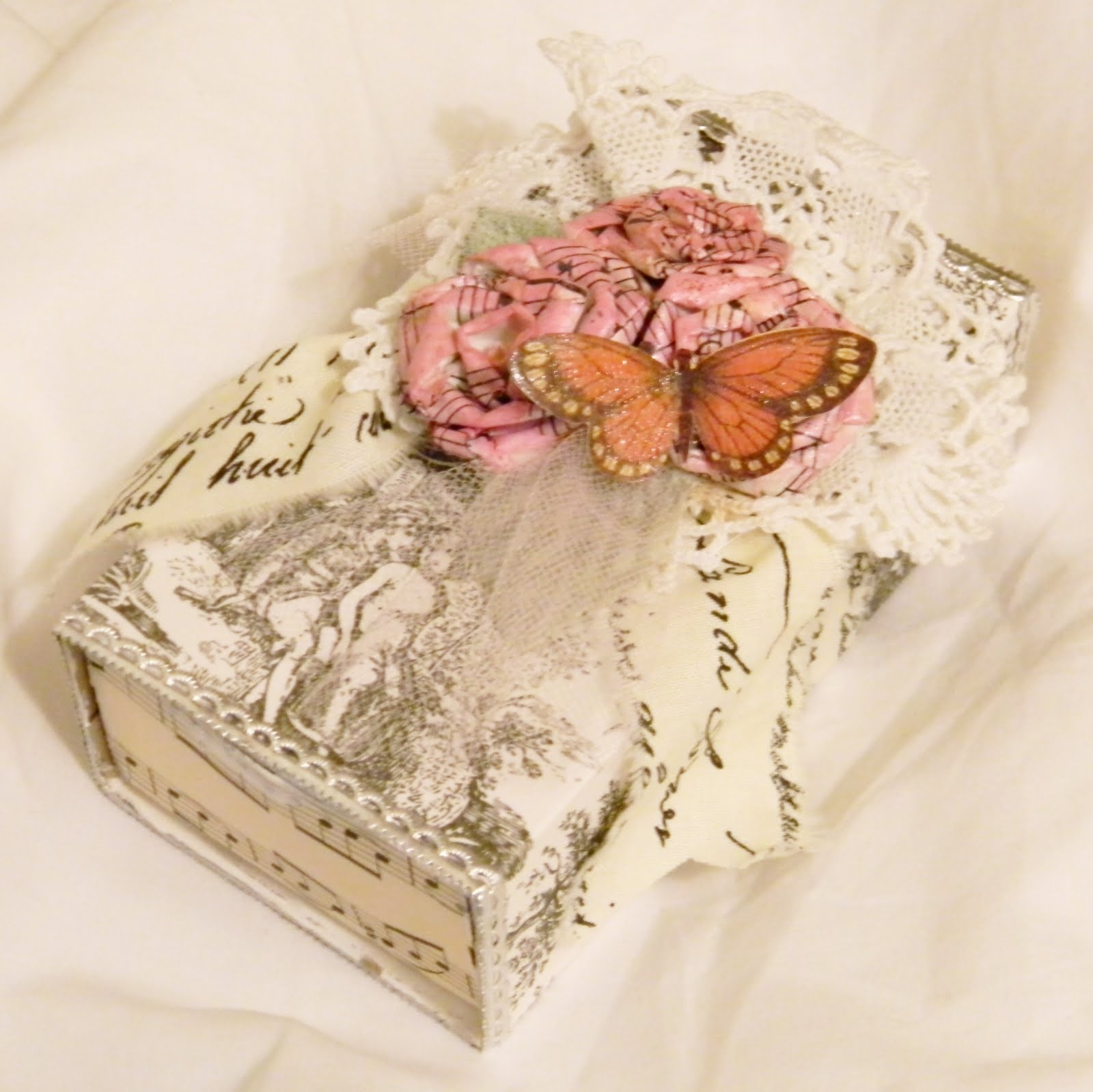 The Damsel Of Distress: Altered Matchbox