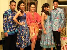 RAJA BATIK : BATIK MANADO