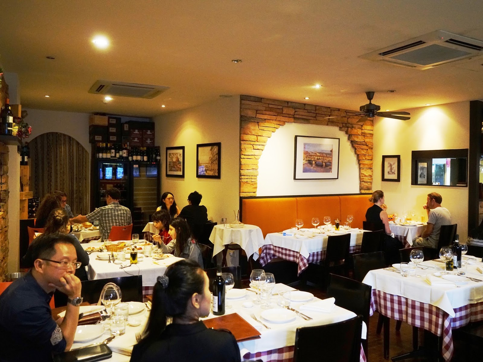 PinkyPiggu: Da Luca Italian Restaurant @ Goldhill Plaza, Novena ~ One ...