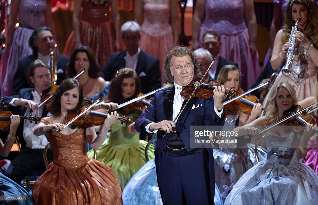 André Rieu Italian fan: André Rieu and Carmen Nebel (Christmas 2016)