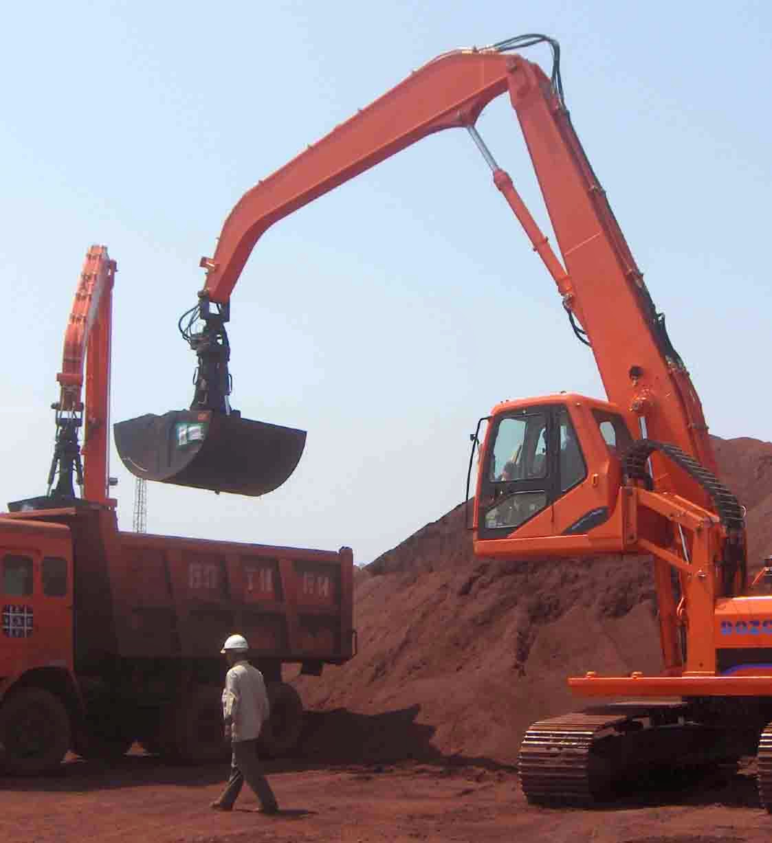 Material Handling Clamshell ~ Twinter Engineering