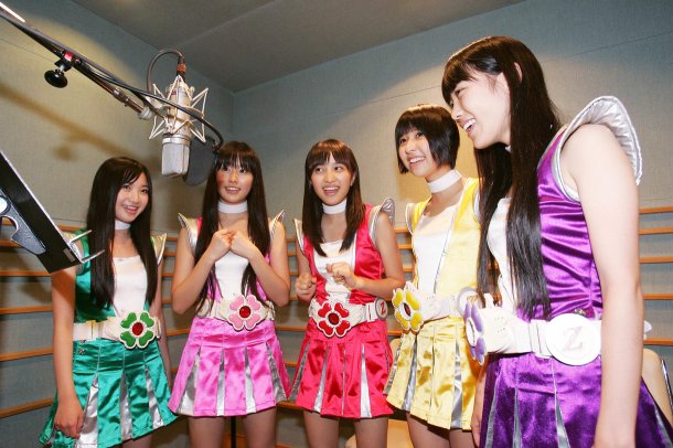 ♥Momoiro Clover♥: Momoclo Z se encuentra con Akari