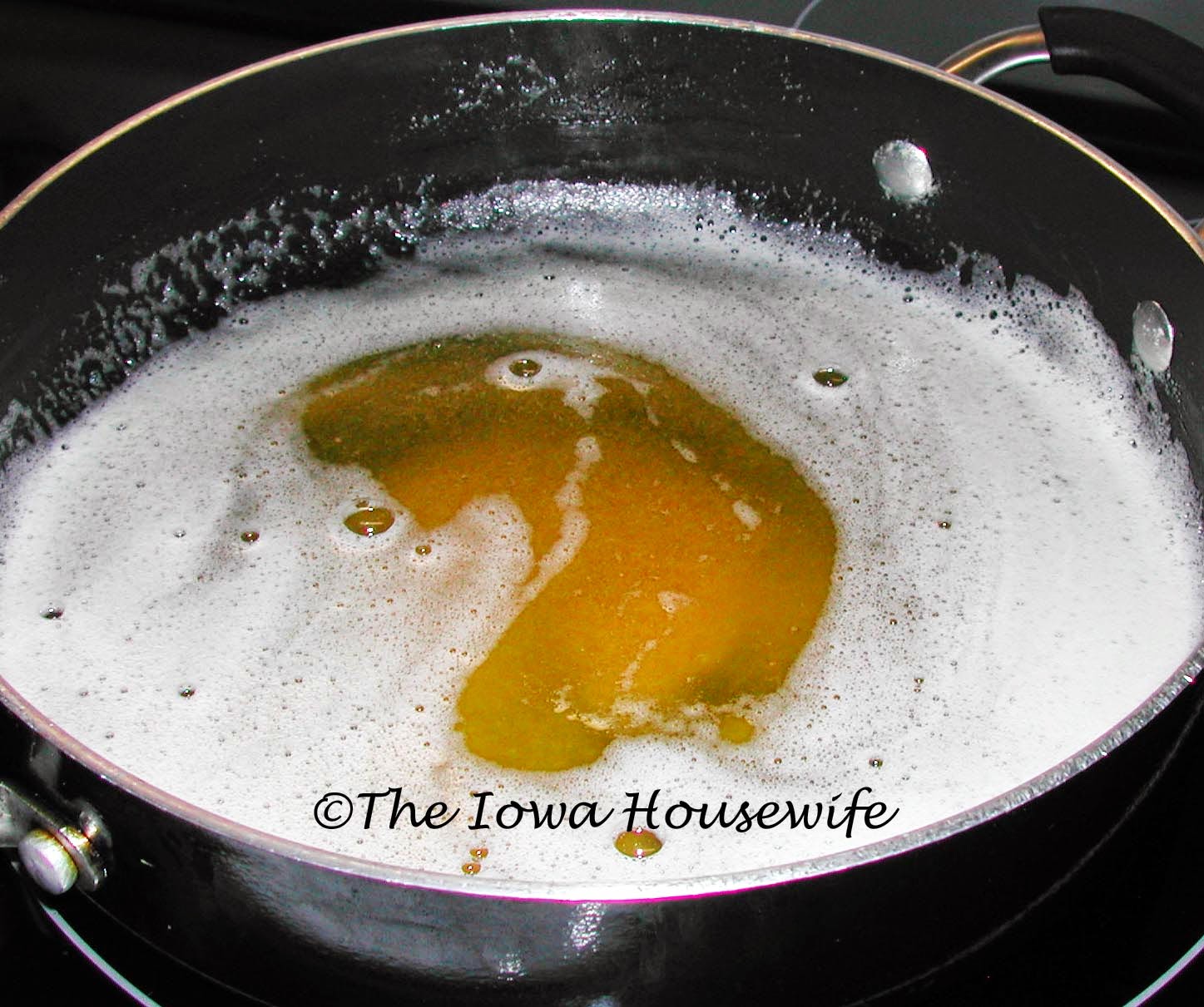 The Iowa Housewife: Cooking with Butter...Blondies with Brown Butter