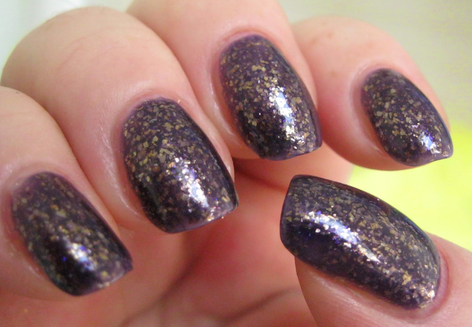 Lacquer Slacker Liz: Digital Nails I'm a Survivor