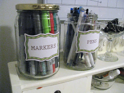 Yellow Mums: Freebie Friday: Desk Labels