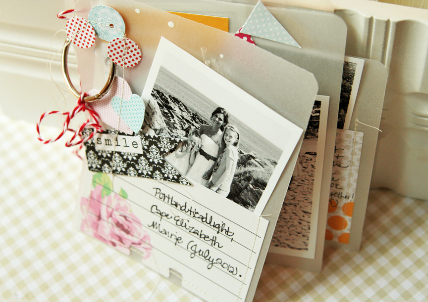 Homespun with Heart: Using journal cards to create pockets.