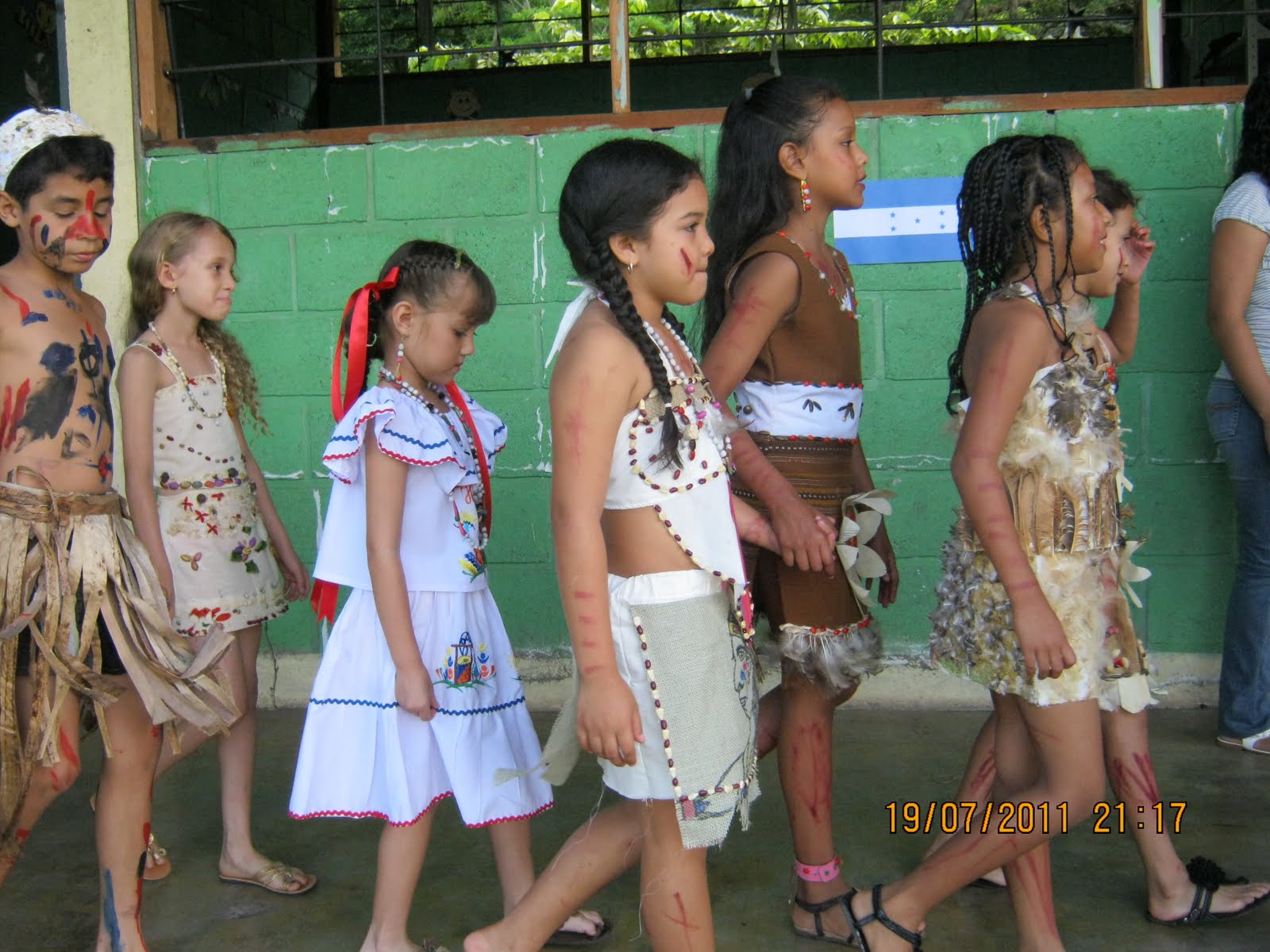 Blogging Honduras: Dia del Indio