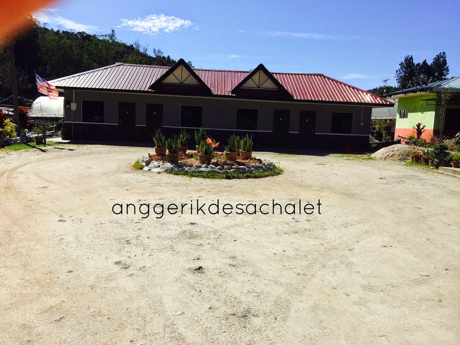 Anggerik desa chalet