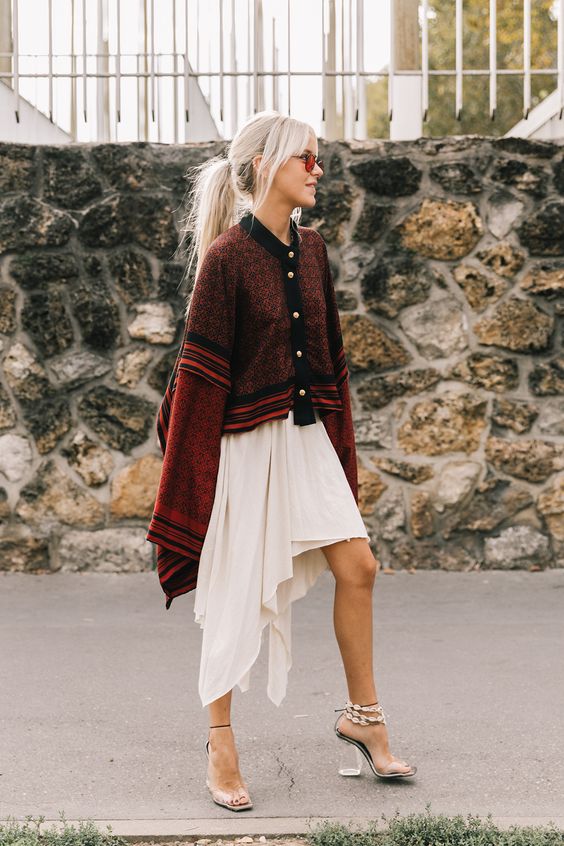 Street styling with cardigan - DIMANCHE