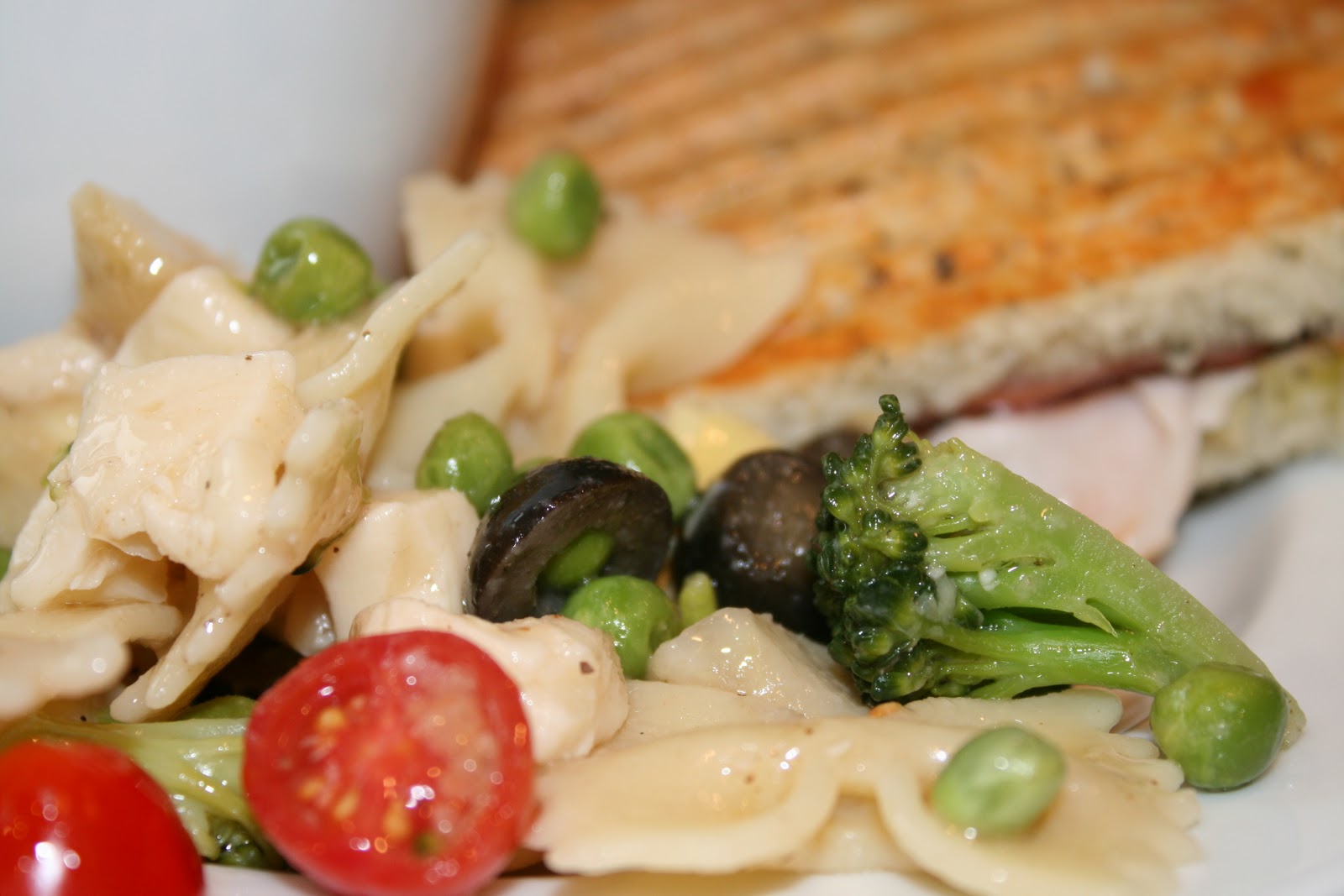 everything to entertain: Pasta Salad Primavera