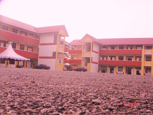 Sejarah Sekolah TInggi Kluang ~ Sekolah Tinggi Kluang