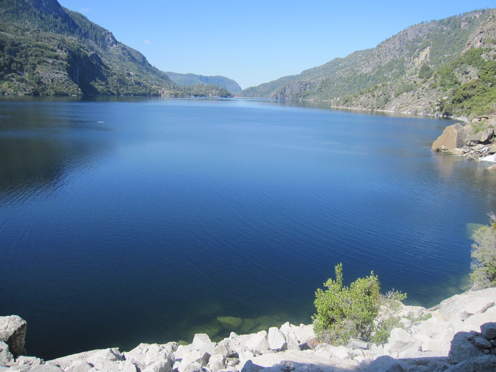 Effortlessly Inspired: Hetch Hetchy Vernon Lake Loop