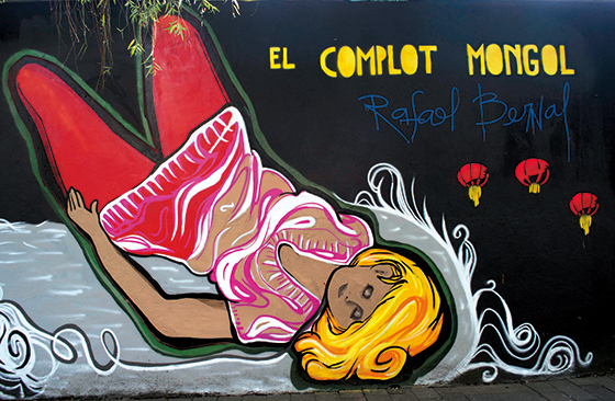 Un Hombre en la Oscuridad: El COMPLOT MONGOL - de Rafael Bernal