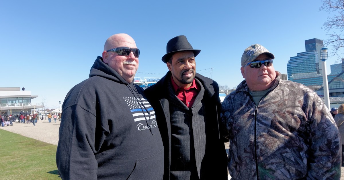 Cleveland Tea Party : Is Pastor Darrell Scott running for Congress?