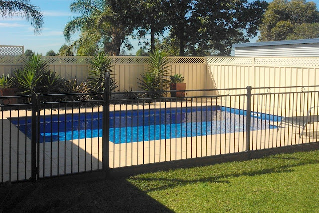 DIY Pool Fencing Sydney: DIY Pool Fencing Sydney