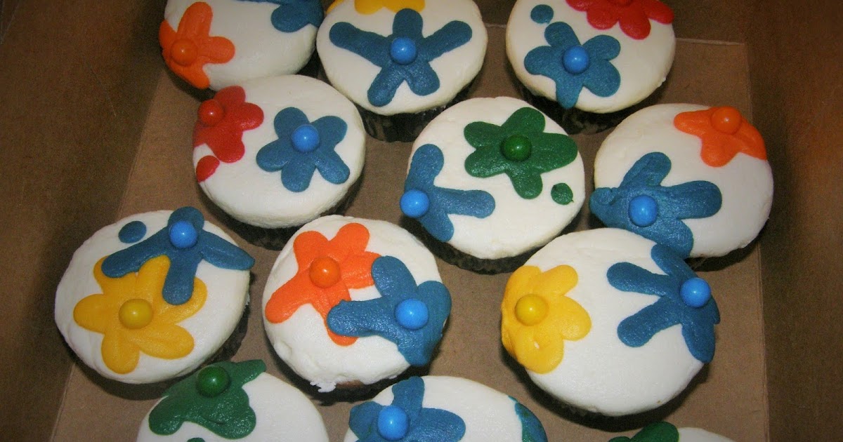 Mrs. Lydia's Kitchen: Paintball Cupcakes