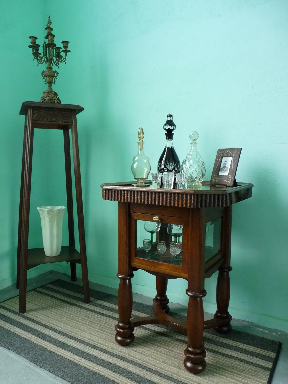 Antyki - pasja i praca.: Zabytkowy barek, antyk z 1910 roku.