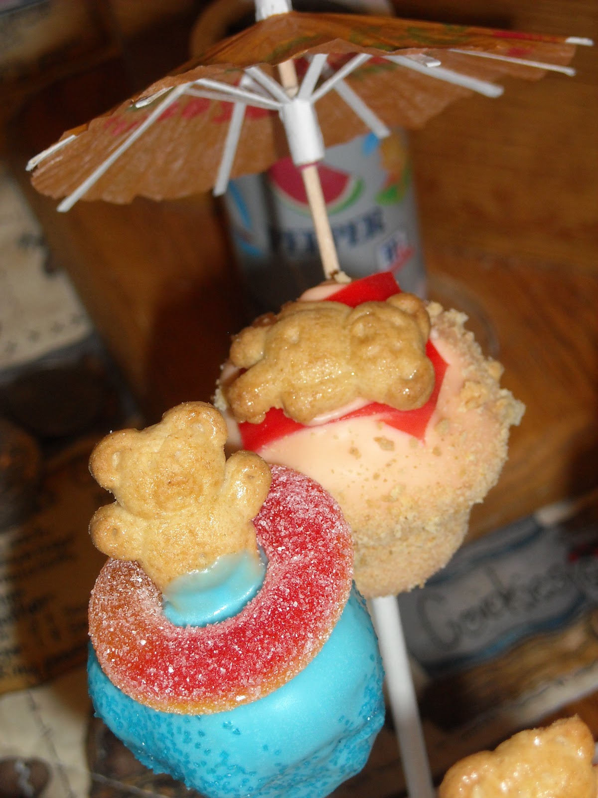 Cute Little Muffins!: Pool Party & Watermelon Cake Pops