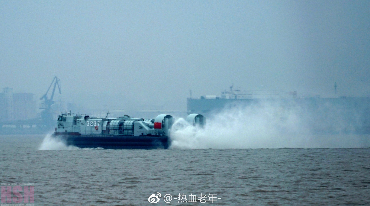 China Defense Blog: China Navy Commissions of the day: Four new Yuyi ...