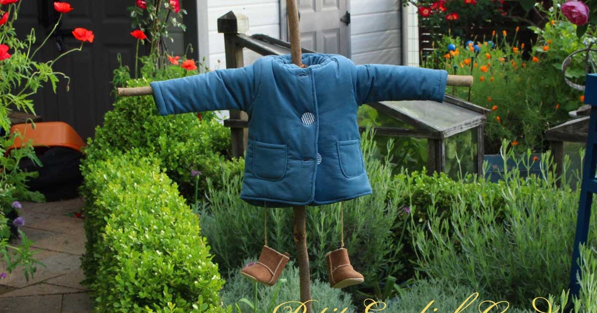 Petit English Garden of MARPLE & POIROT: TODAY'S SHOT: Peter Rabbit ...