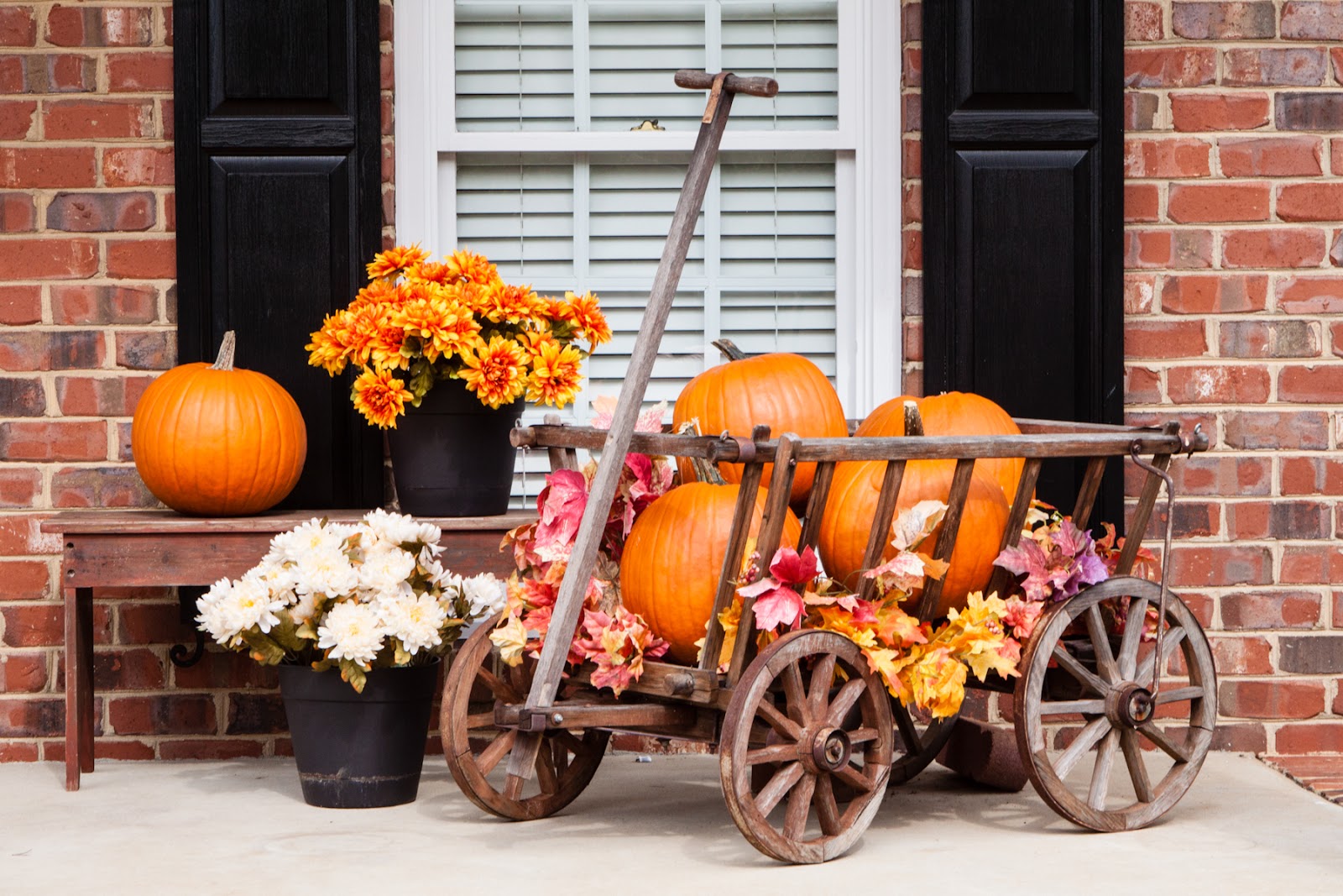 .: October 12 - Our front porch is decorated for Fall