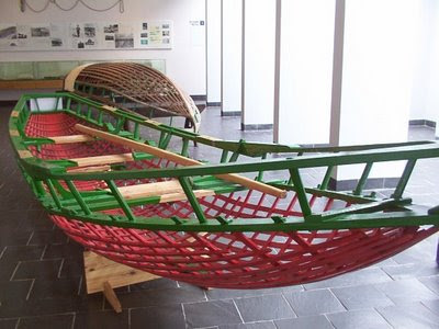 How to build a Currach: Wood is Good