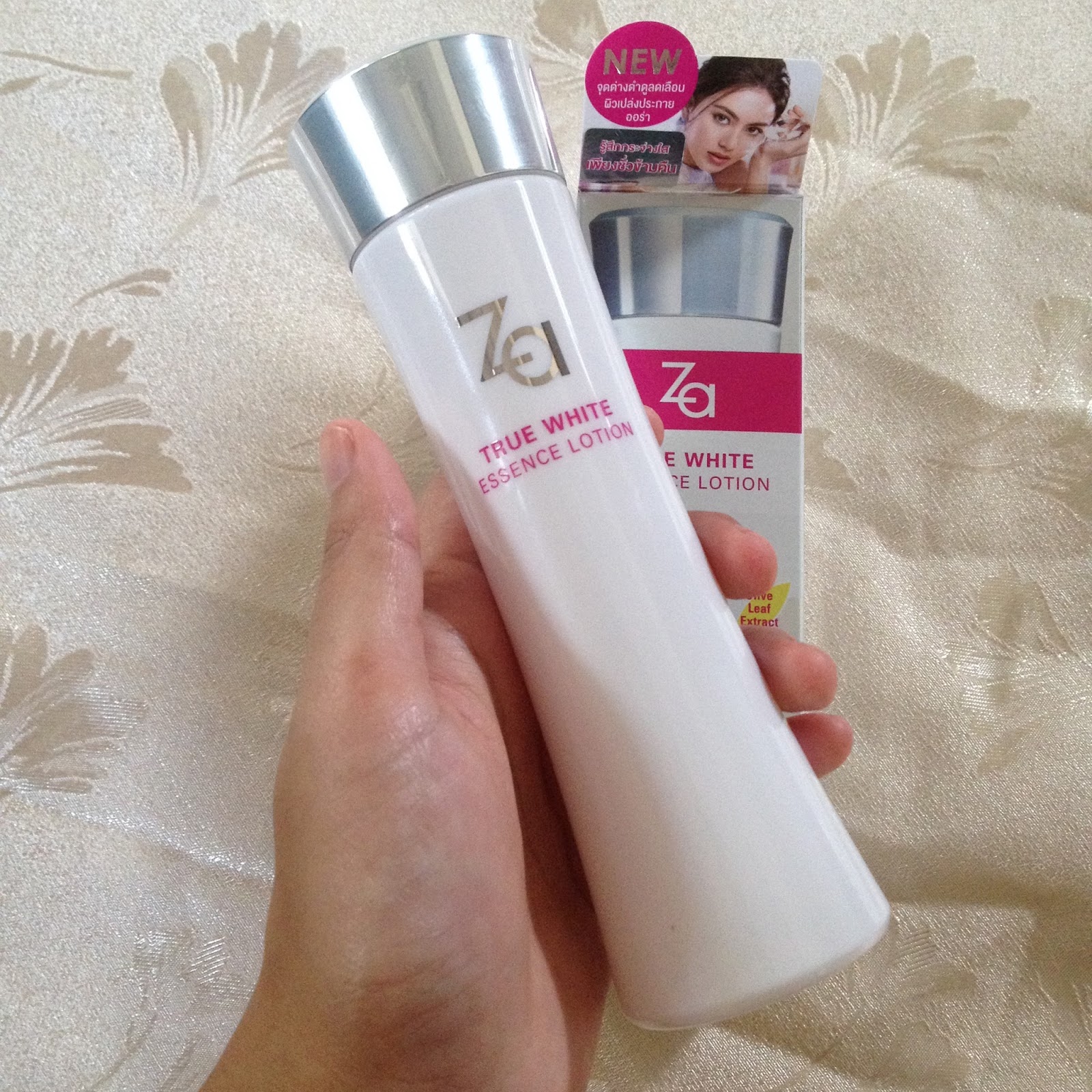 Skincare & Make Up Review : Review-ZA true white ex essence lotion n