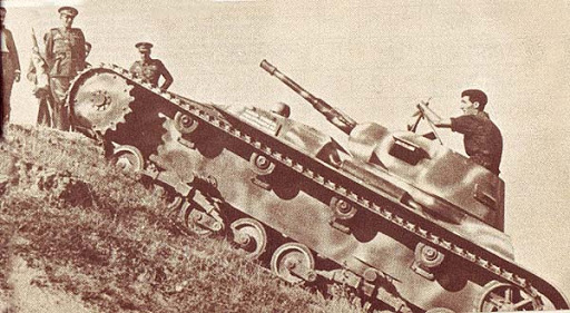 HISTORIA PARA NO DORMIR: 1939: Carro de combate ligero Verdeja nº 1