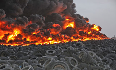 My Travels,My Experiences: Massive Tyre Fire,Q8