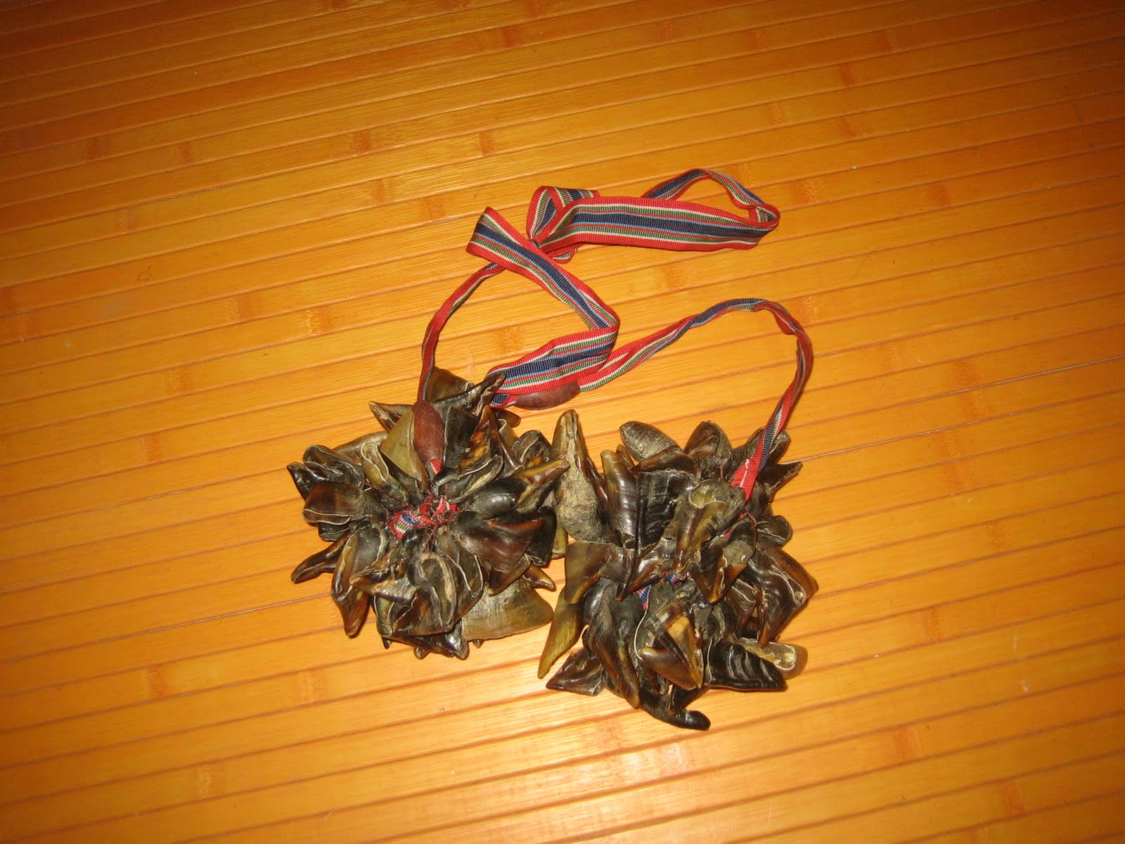 Instruments Andins: Les Chajchas: