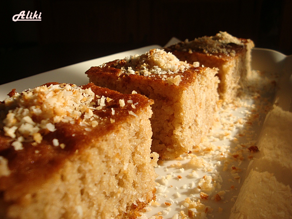 Mamina jela: Grčka ravanija od kokosa i čokolade sa karamelizovanim kokosom