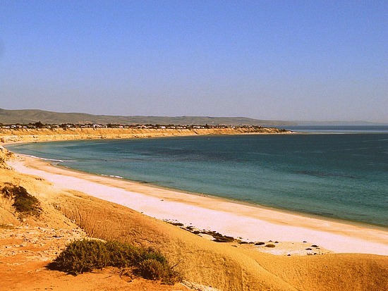 Hung Up On Retro: Retro Beach Retreat - South Australia