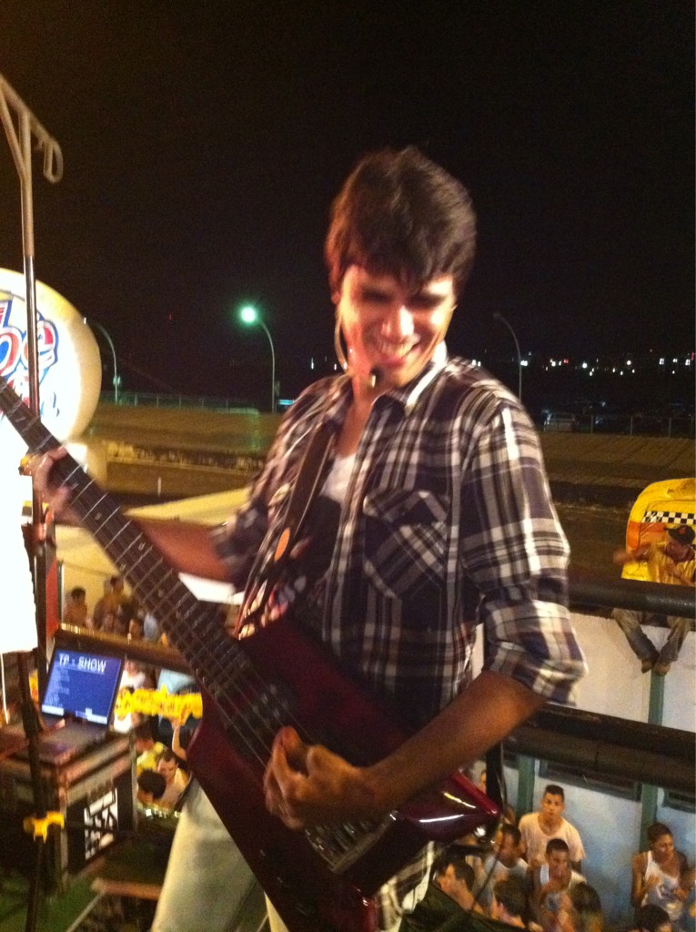 Agito da Bahia: junho 2011