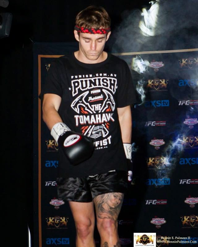 Acumen Athletics: Happy Holidays! Kevin Ross' Jumping Knee (Video)