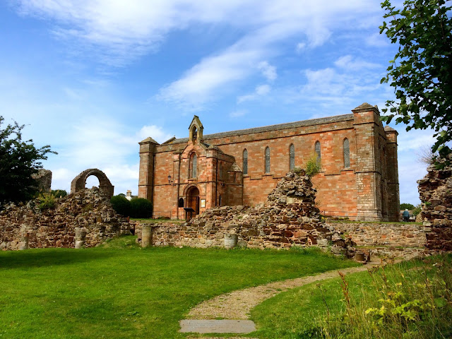 Days out in the Borders : Coldingham Priory