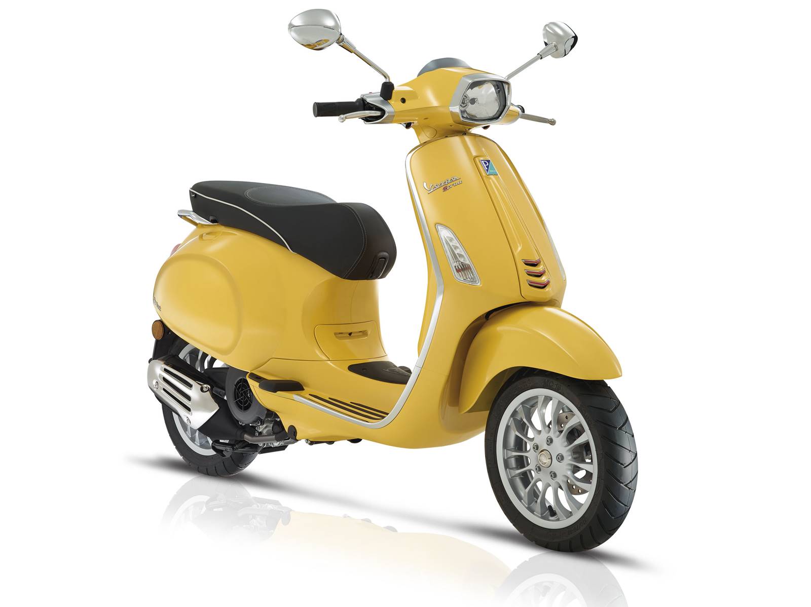 Vespa divulga preços da GTS 300 e Sprint 150 - Brasil