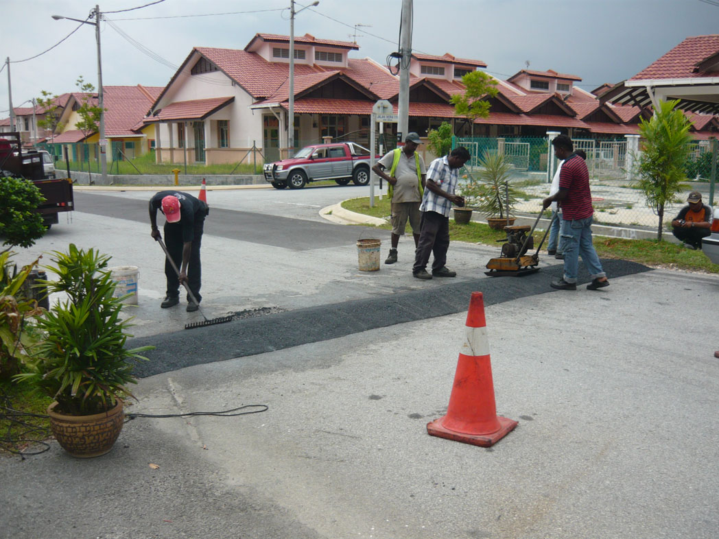cerita tentang aku: Bonggol Jalan