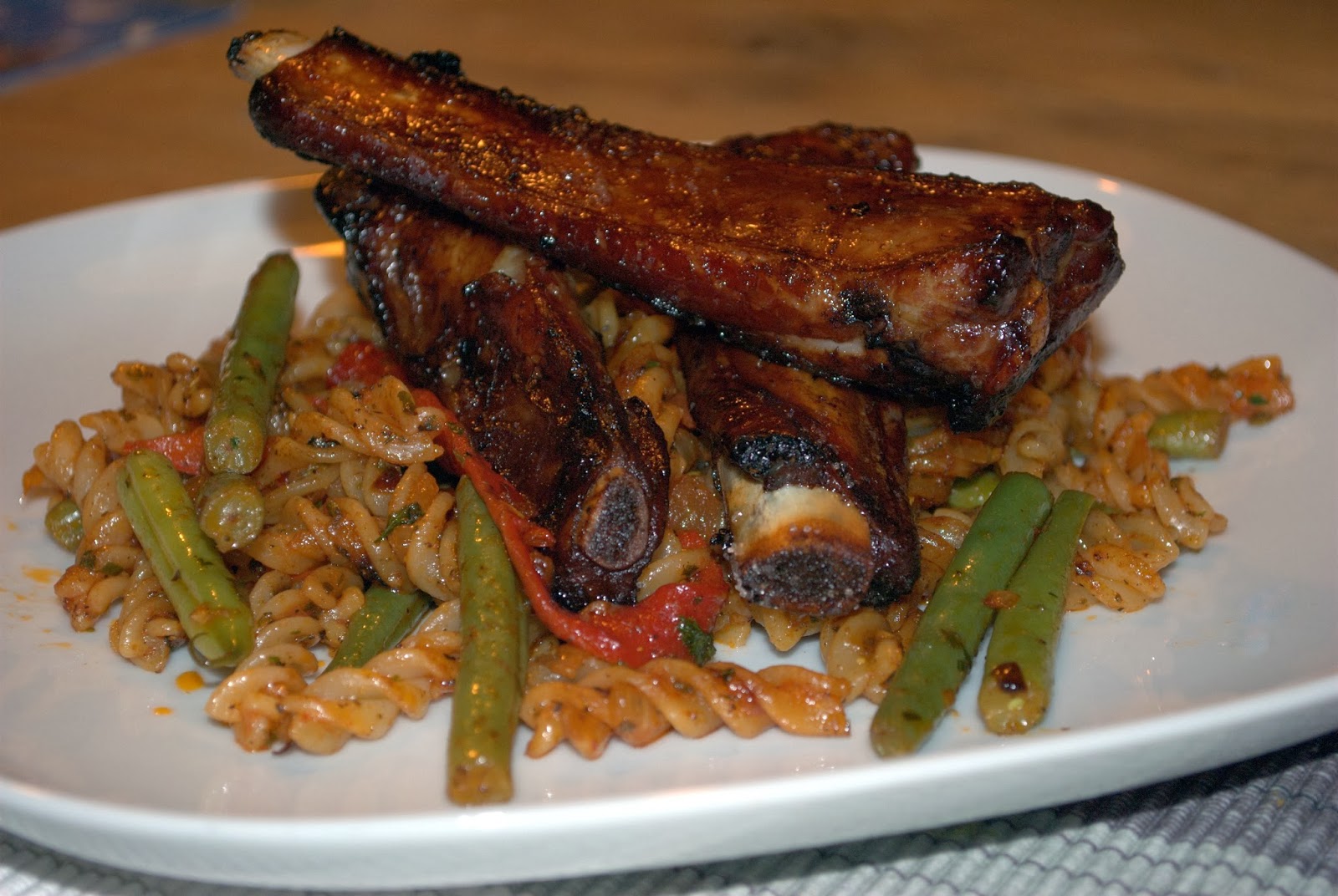 Hobby recepten: Spareribs Cha Sieuw met pasta
