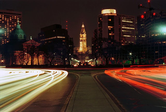 Street Scenes of Philadelphia in the 1980s ~ Vintage Everyday