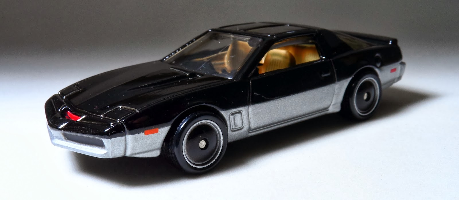 Especial Séries de TV: K.A.R.R. (Knight Automated Roving Robot)