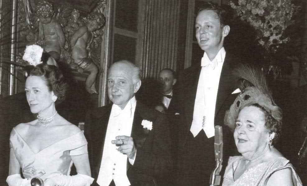 loveisspeed.......: Alexis von Rosenberg, Baron de Redé..A Cool Man ...