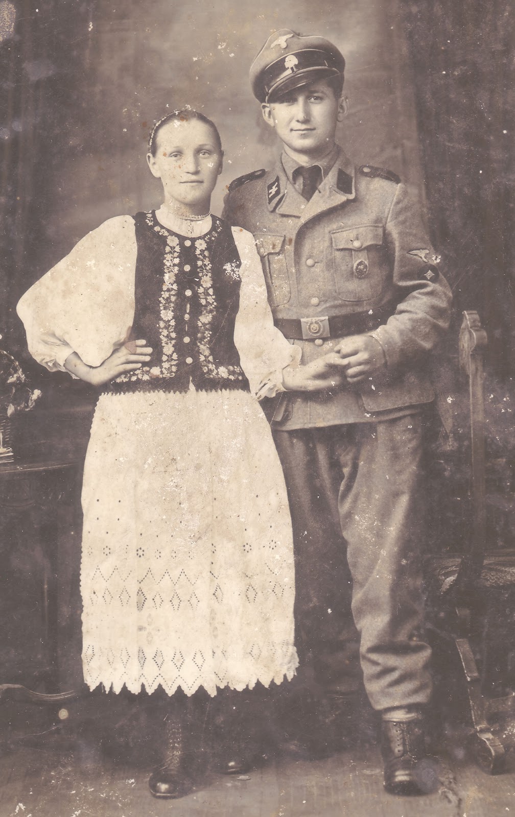 Ailsby Collection: Military Sports Badge of the Romanian Volksdeutsche ...