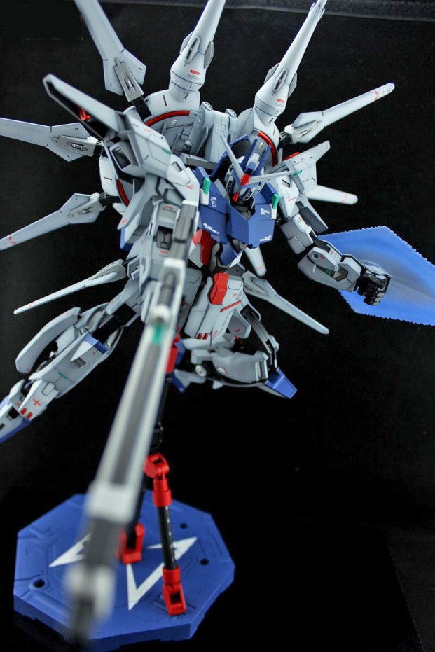 Custom Build: MG 1/100 Legend Gundam