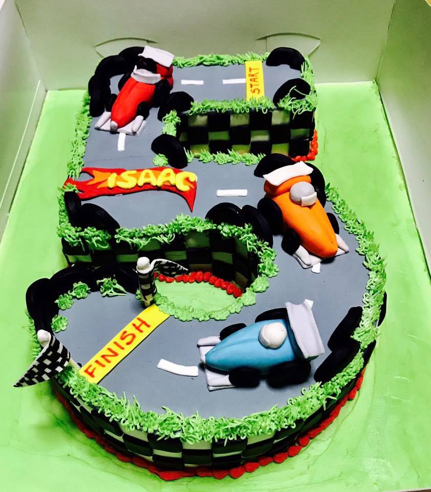Izah's Kitchen: Number 5 shaped racing track themed cake, Halal novelty ...