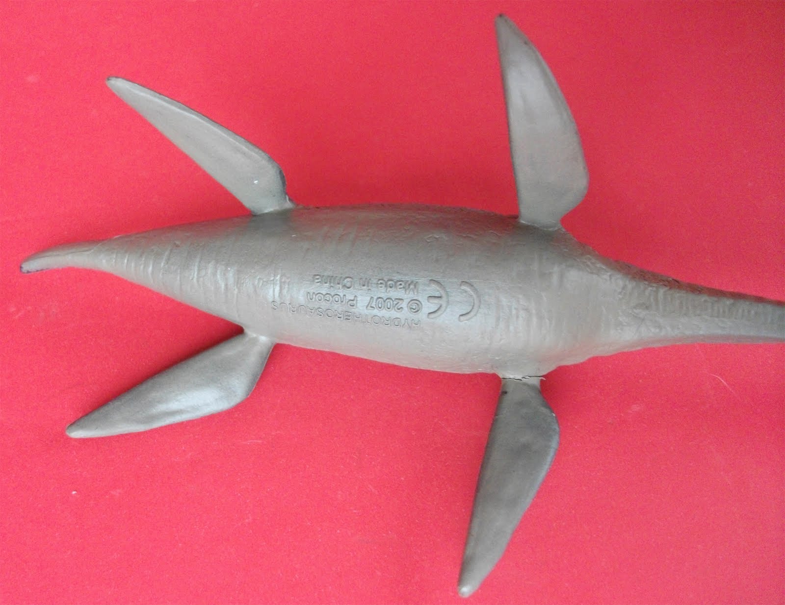 Dos Fósseis ao Plástico!: HYDROTHEROSAURUS (PROCON COLLECTA)