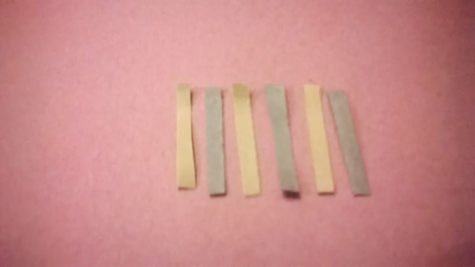 Ana's Rocket Ship: Mini Paper Chains